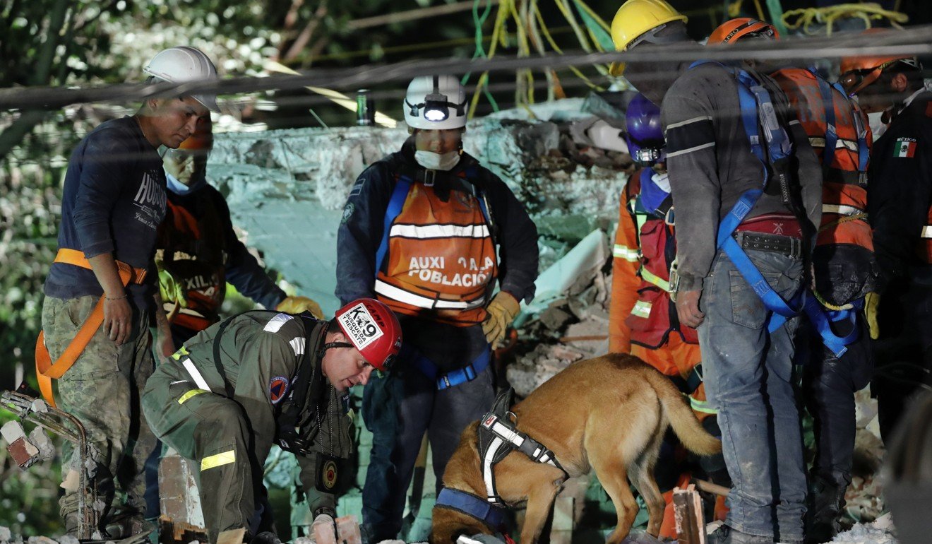 Death toll from Mexico quake rises as rescue workers promise to ...