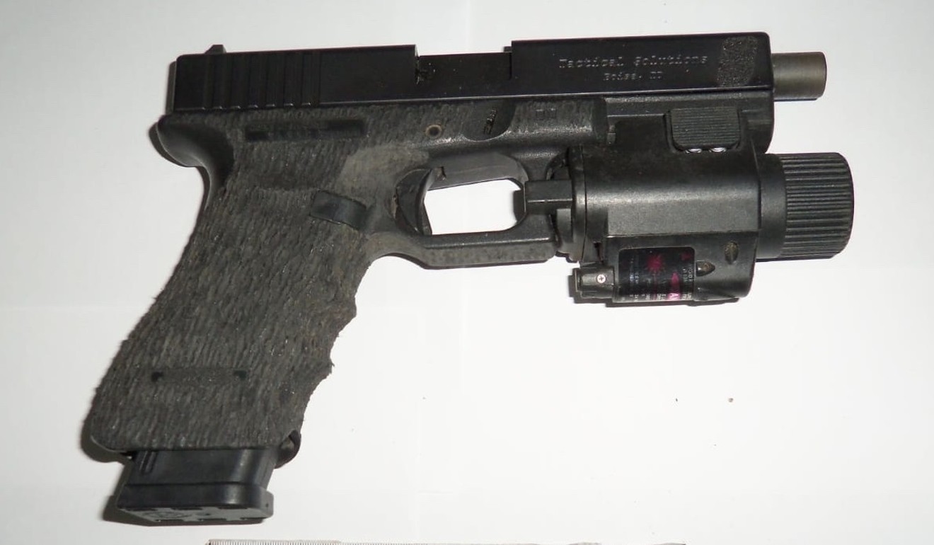 Guns, gangs and bombs: Hong Kong police arrest three in series of triad ...