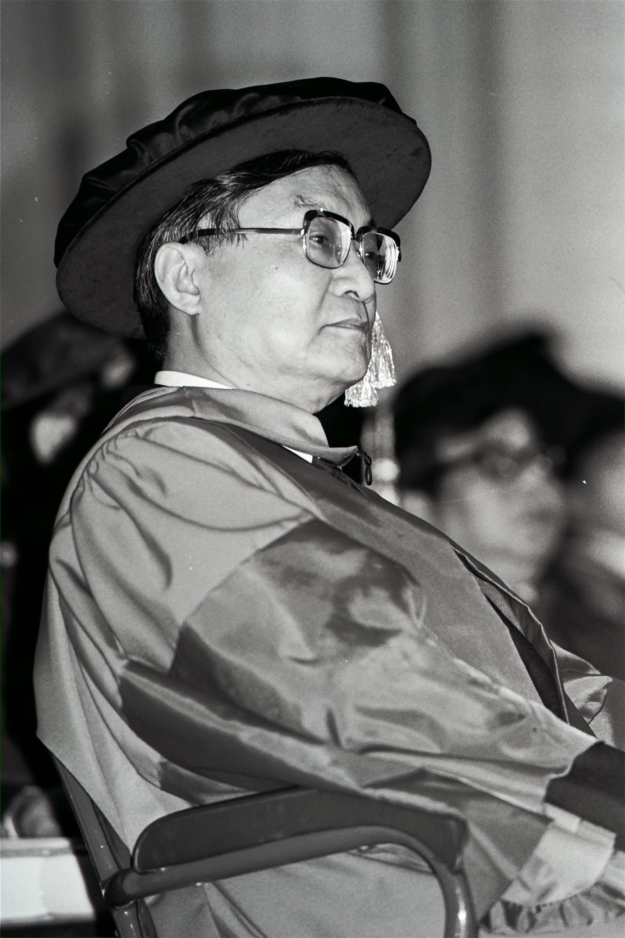 Tributes pour in for Chinese literary giant Louis Cha ‘Jin Yong’, the ...