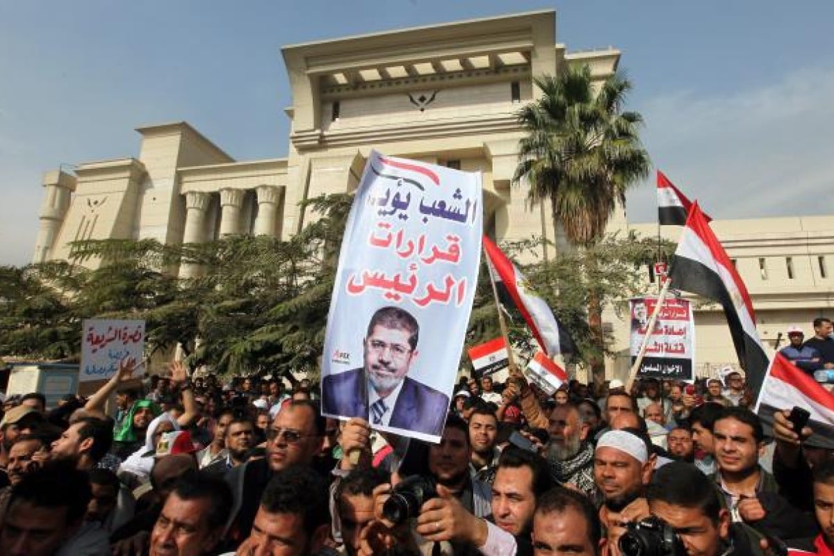Egypt judges up political stakes with referendum boycott | South China ...