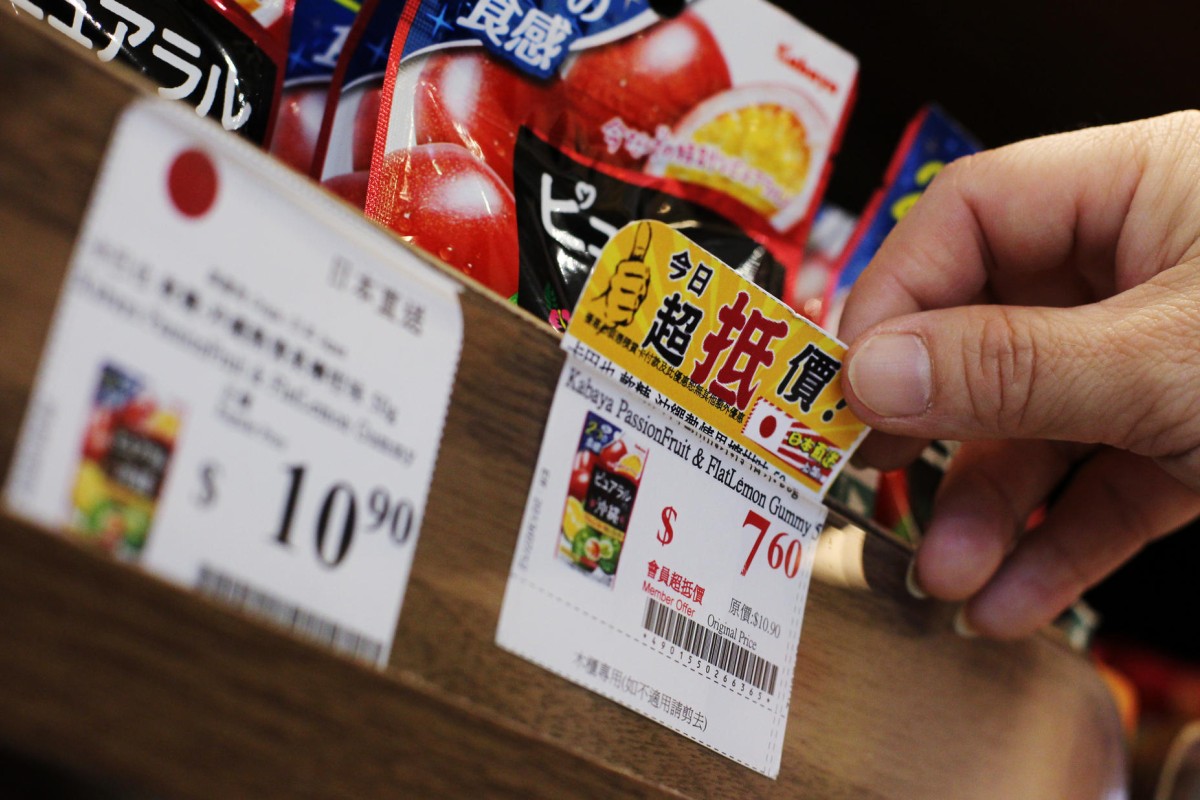Hong Kong retailers scramble to comply with tougher law on price tags ...