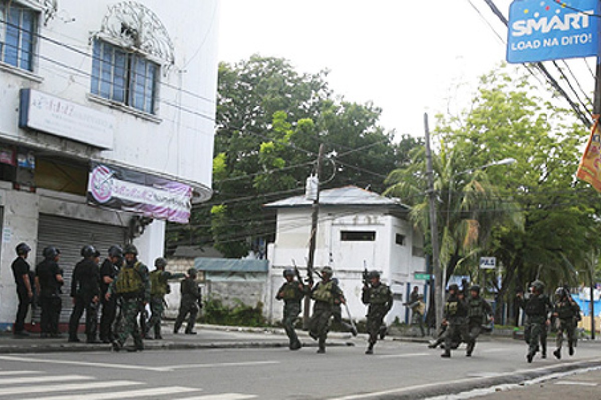 Filipino rebels seize hostages and clash with troops in Mindanao ...