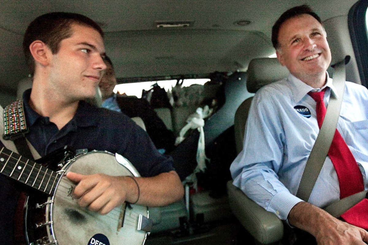 US state senator Creigh Deeds survives stab attack by son who then ...