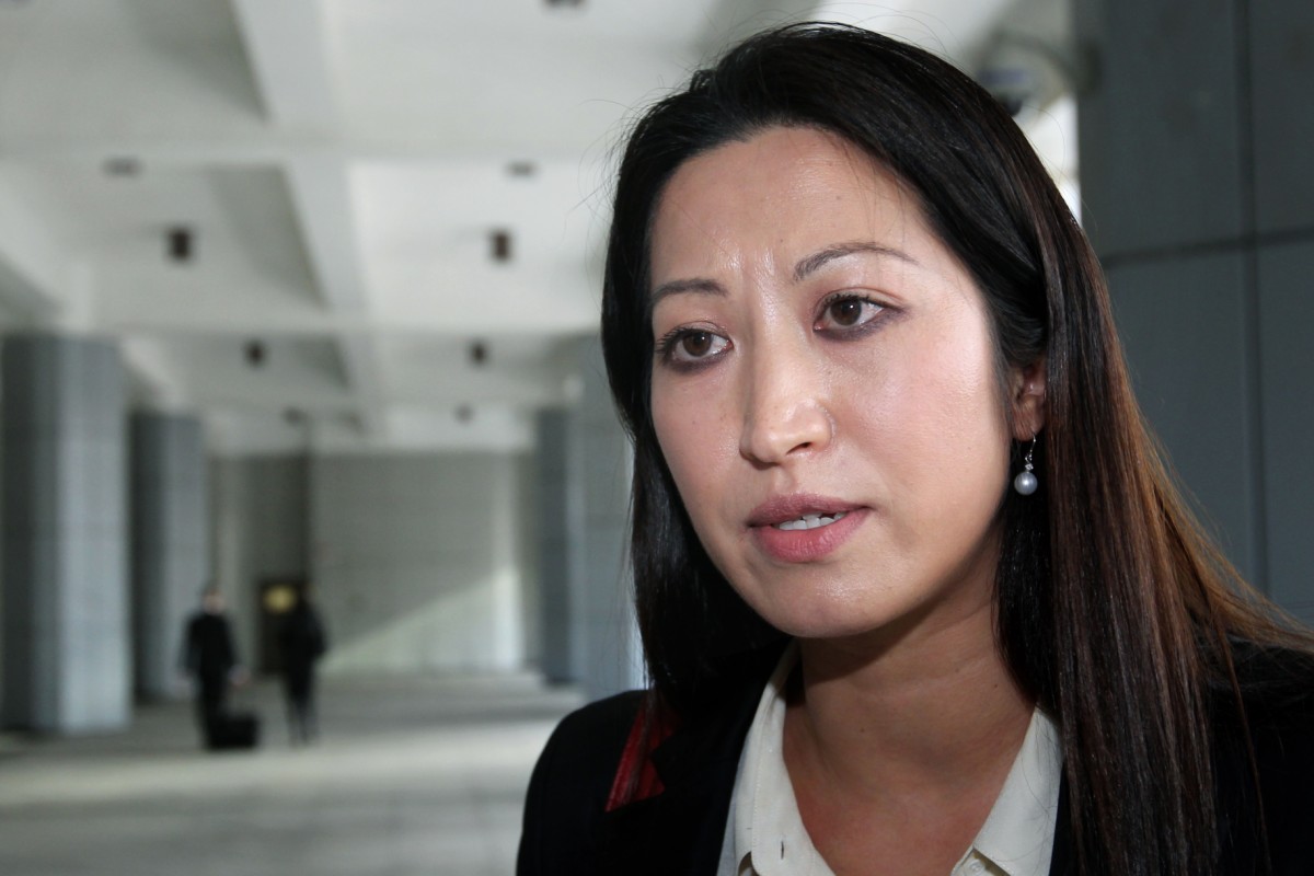 Journalist loses bid to throw out injunction case over 'lonely tai tai ...