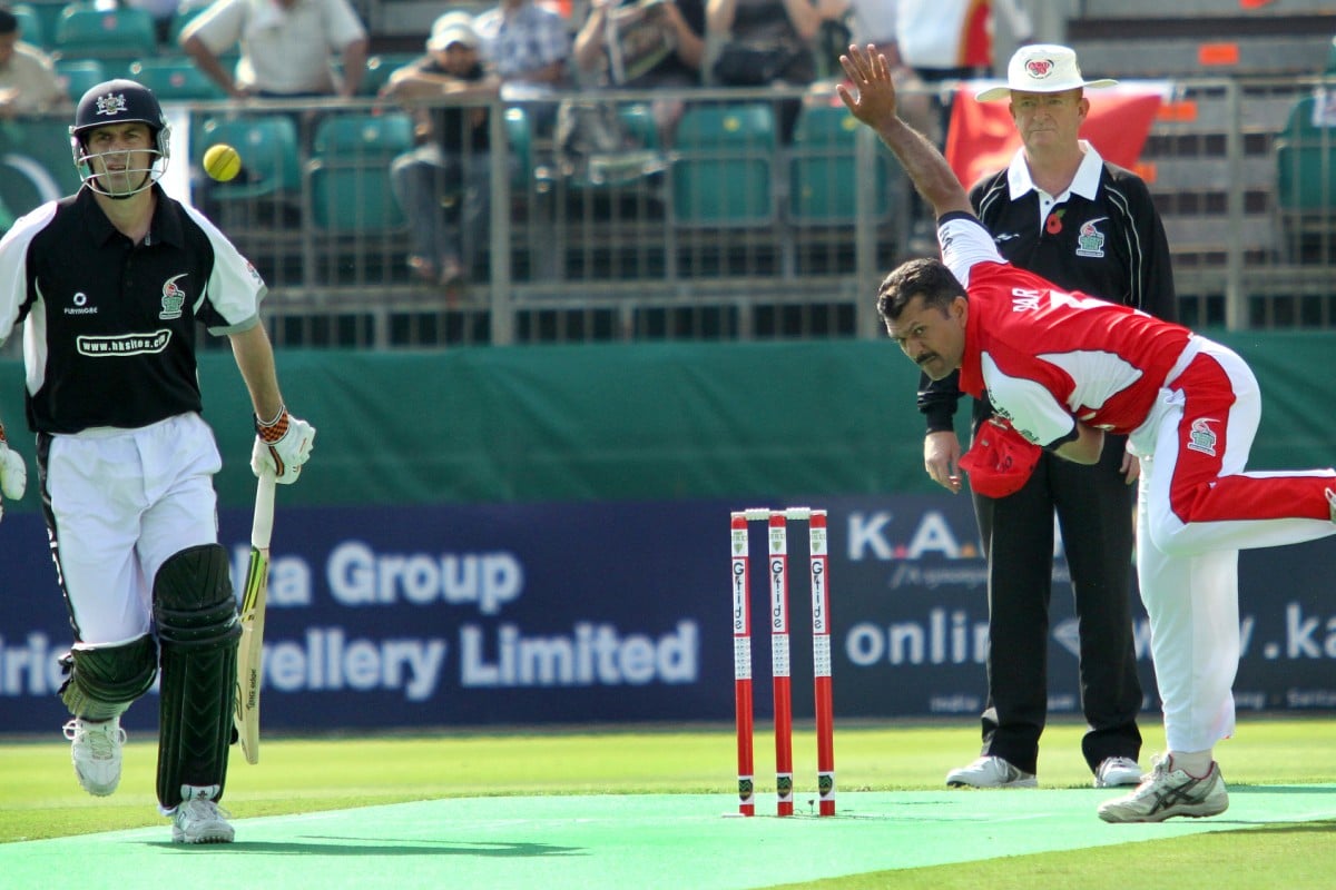 Hong Kong’s Munir Dar banned for illegal bowling action | South China ...