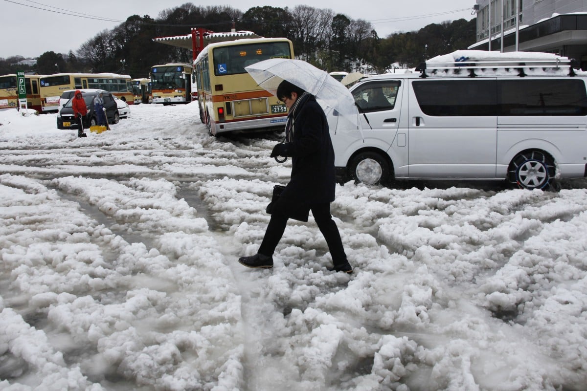 Japan snowstorm leaves 19 dead, more than 1,600 injured | South China ...