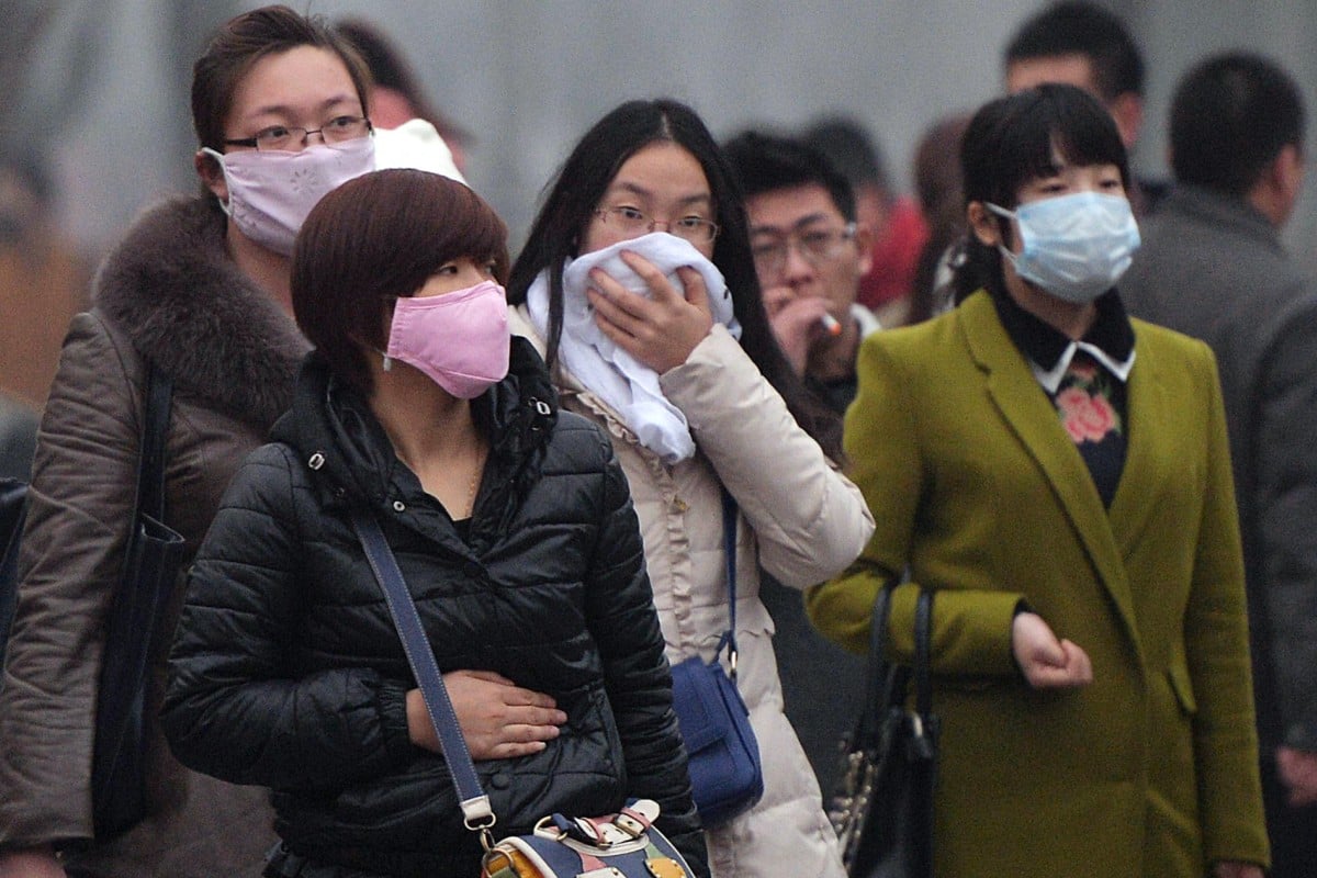 Face mask supplies become scarce as smog still blankets Chinese cities ...