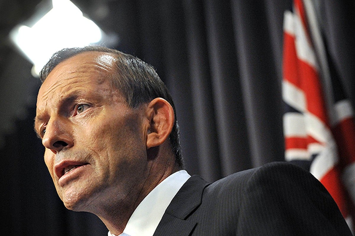 Tony Abbott ‘in time warp’ with plan to bring back knights and dames ...