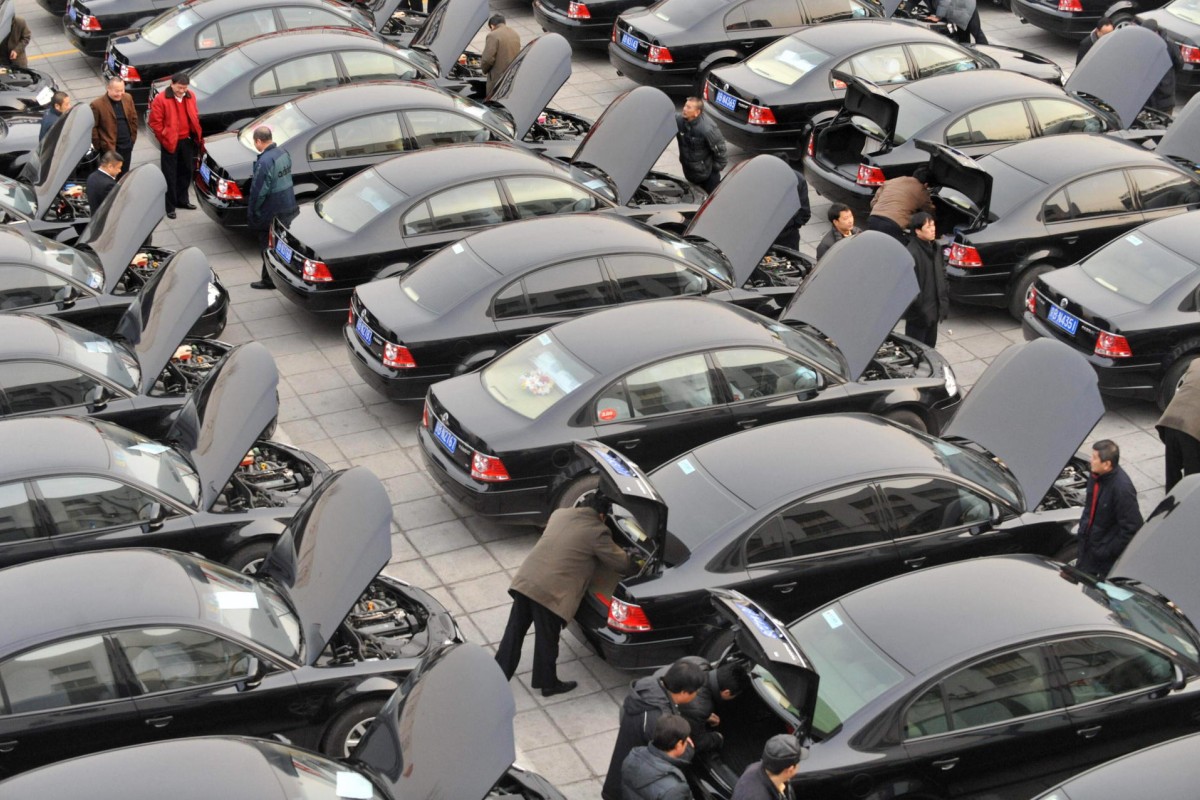 Subsidies replace official cars for cadres below deputy-minister level ...