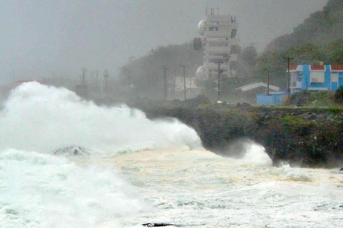 Three deaths reported as tropical storm Fung-Wong lashes Taiwan | South ...