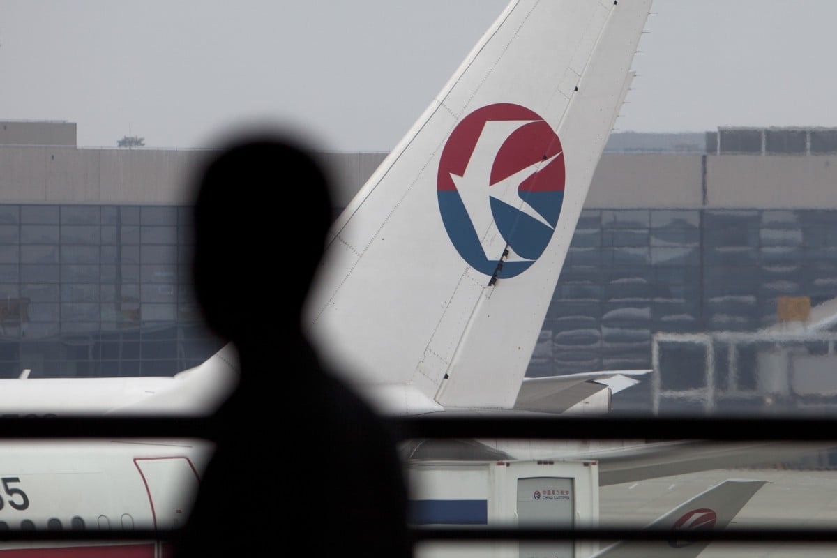 Emergency on smog-diverted Chinese plane as two airports refuse landing ...