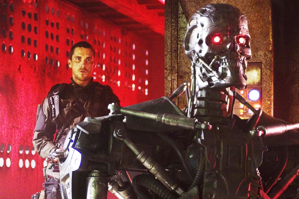 Stephen Hawking warns Terminator-style artificial intelligence could ...