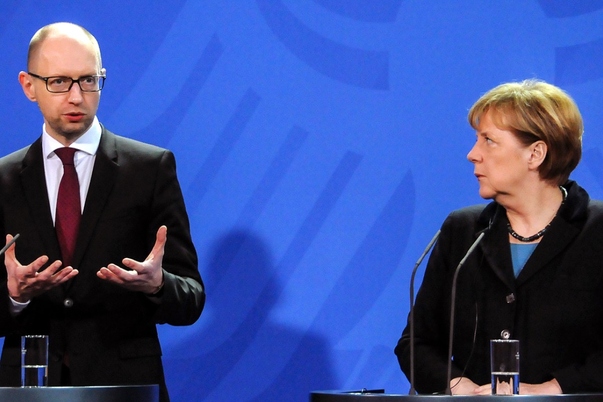 Merkel presses Putin, Ukraine leader on peace efforts | South China ...