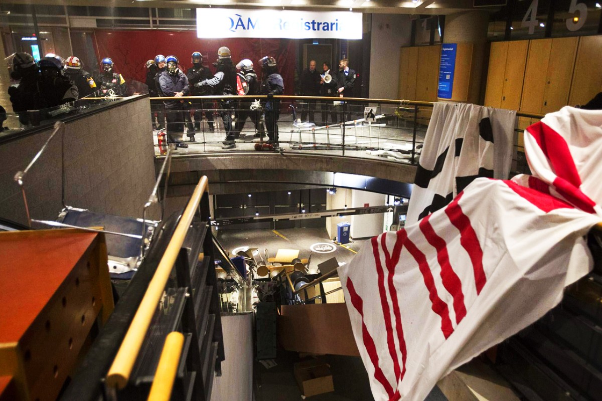 22 students arrested at University of Quebec as protests turn violent ...