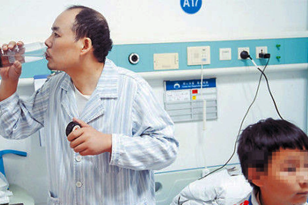 Chinese cancer patient battles to stay alive so wife can get residency ...
