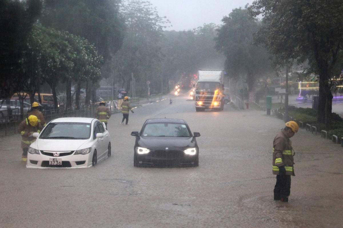 Hong Kong Observatory hoists first red rainstorm signal of the year ...