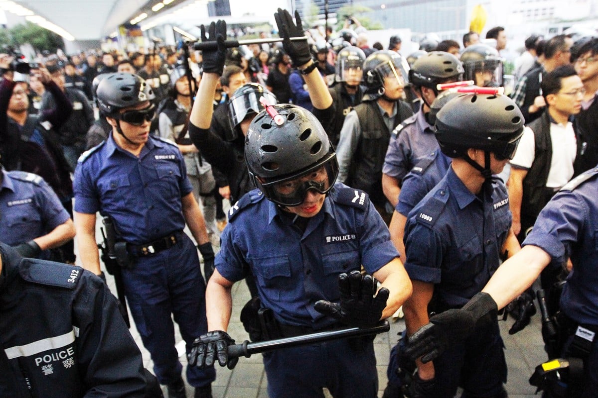 Benefits of psychological support for police during protests questioned ...