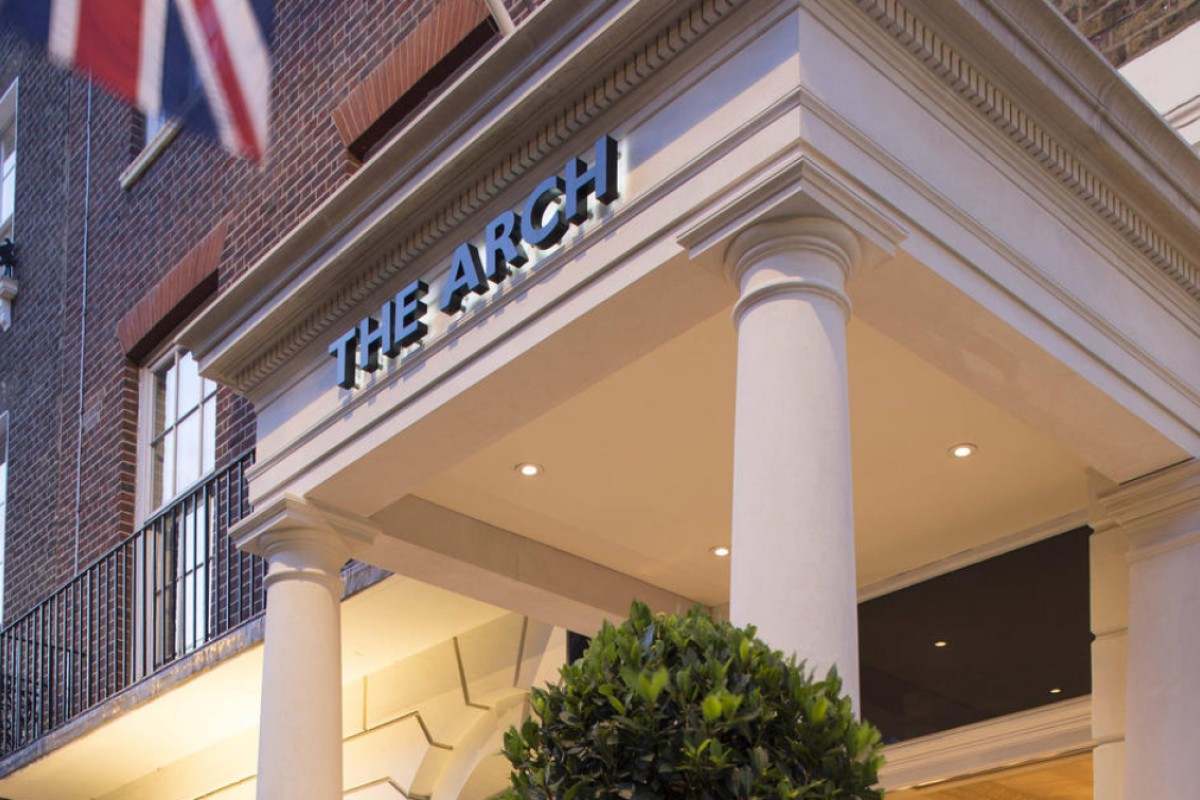 London hotel The Arch offers a charming 'Georgian townhouse' experience ...