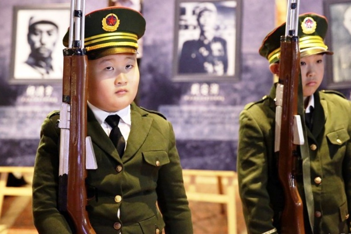 Attention! Chinese children re-enact second world war anniversary ...