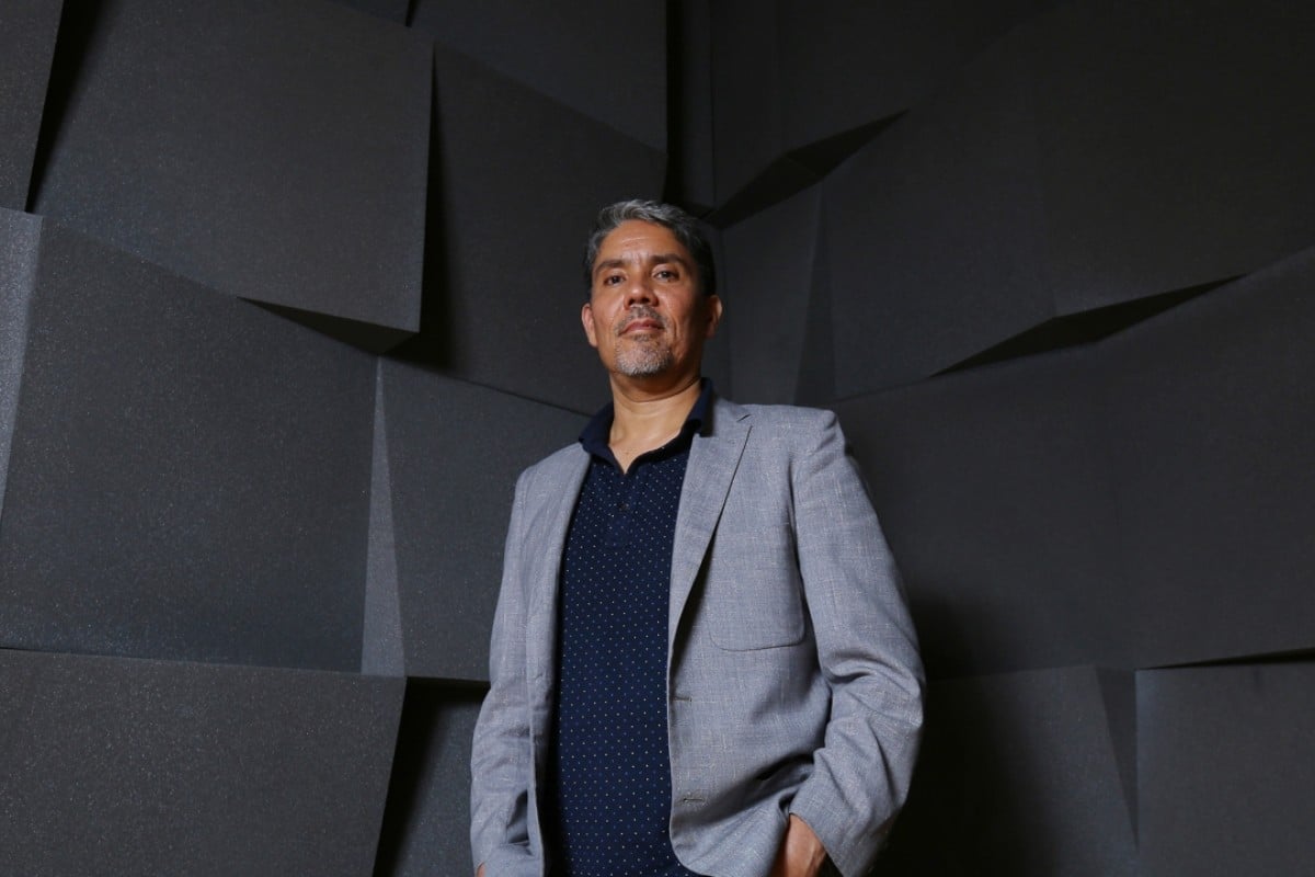 Rounds of applause: Paul Pfeiffer’s art brings home the visceral sounds ...