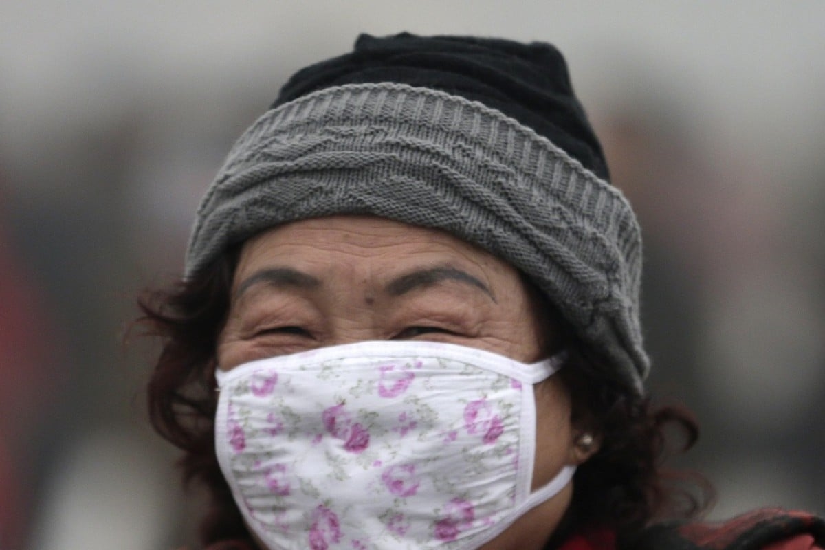In choking pollution scare, 120,000 fake face masks seized in China ...