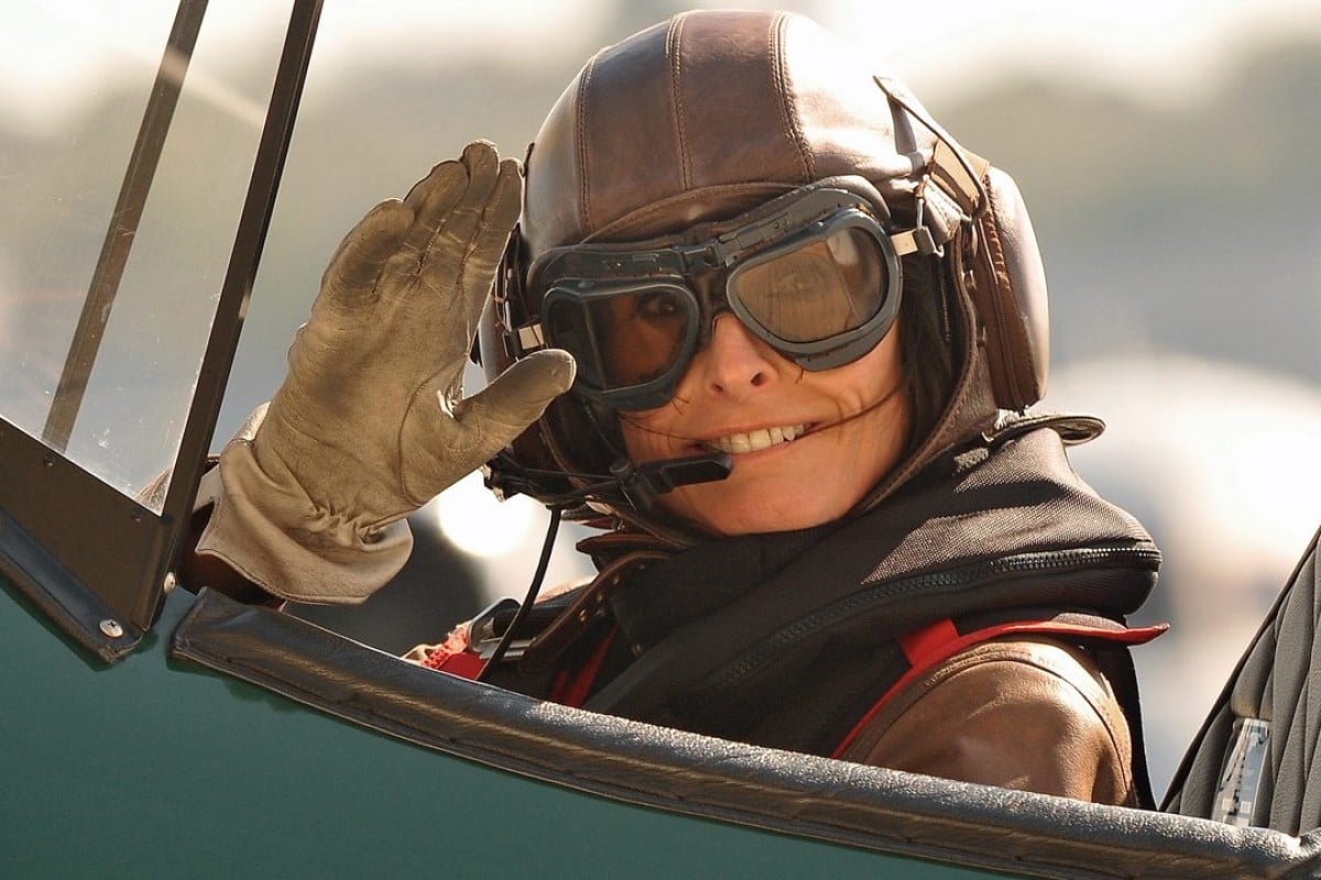 Female pilot lands in Sydney after epic 3-month journey from Britain in ...