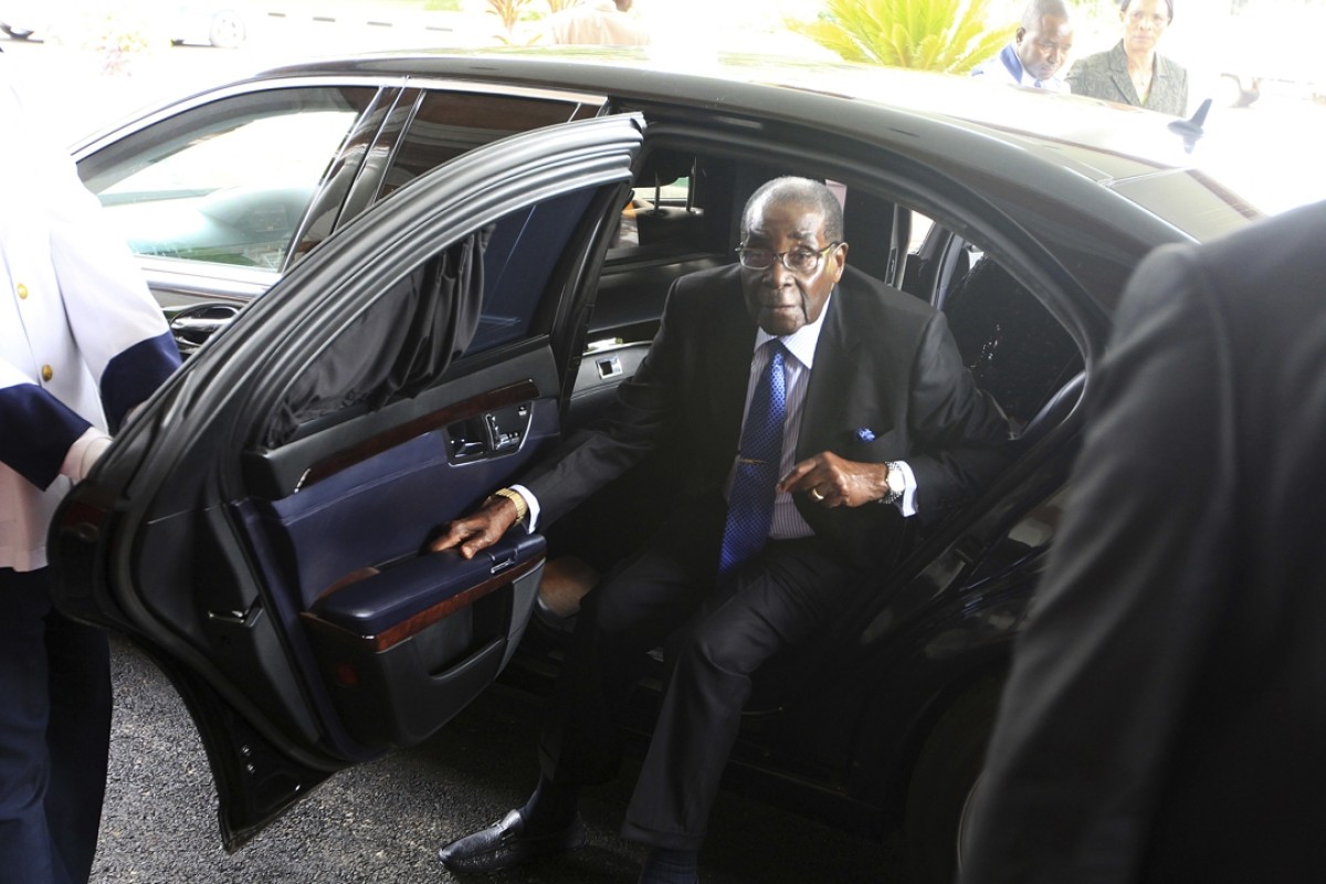 Zimbabwe's Mugabe not dead after speculation he had fatal heart attack ...