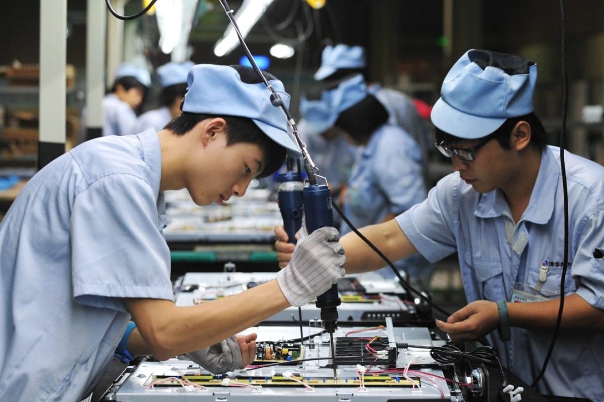 China’s industrial profits fall for first time since 2000 as slowdown ...