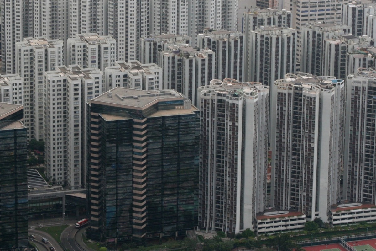 Rents at popular Hong Kong housing estates falling faster than home ...