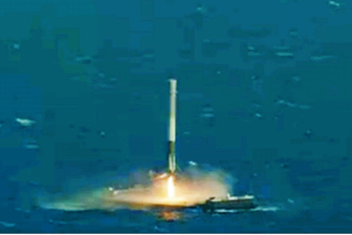 SpaceX achieves first-ever unmanned sea landing of reusable Falcon 9 ...