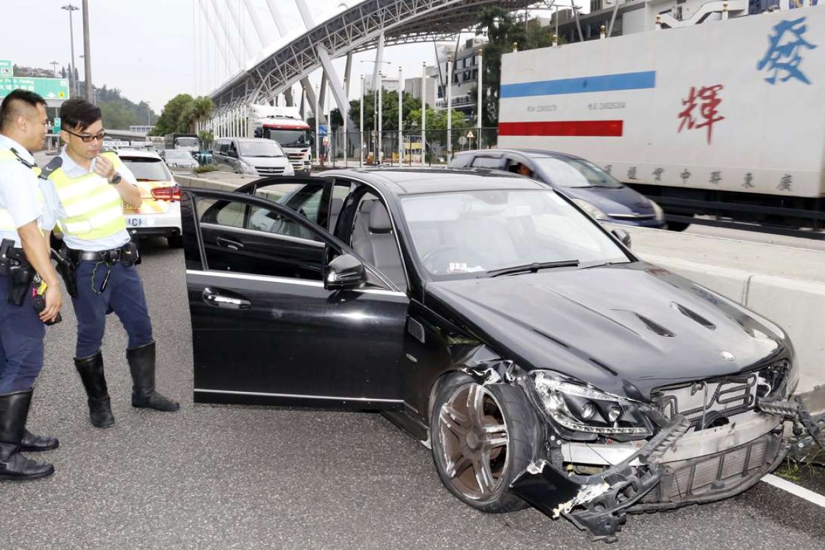 Hong Kong man arrested after breaking roadblock and leading police on ...