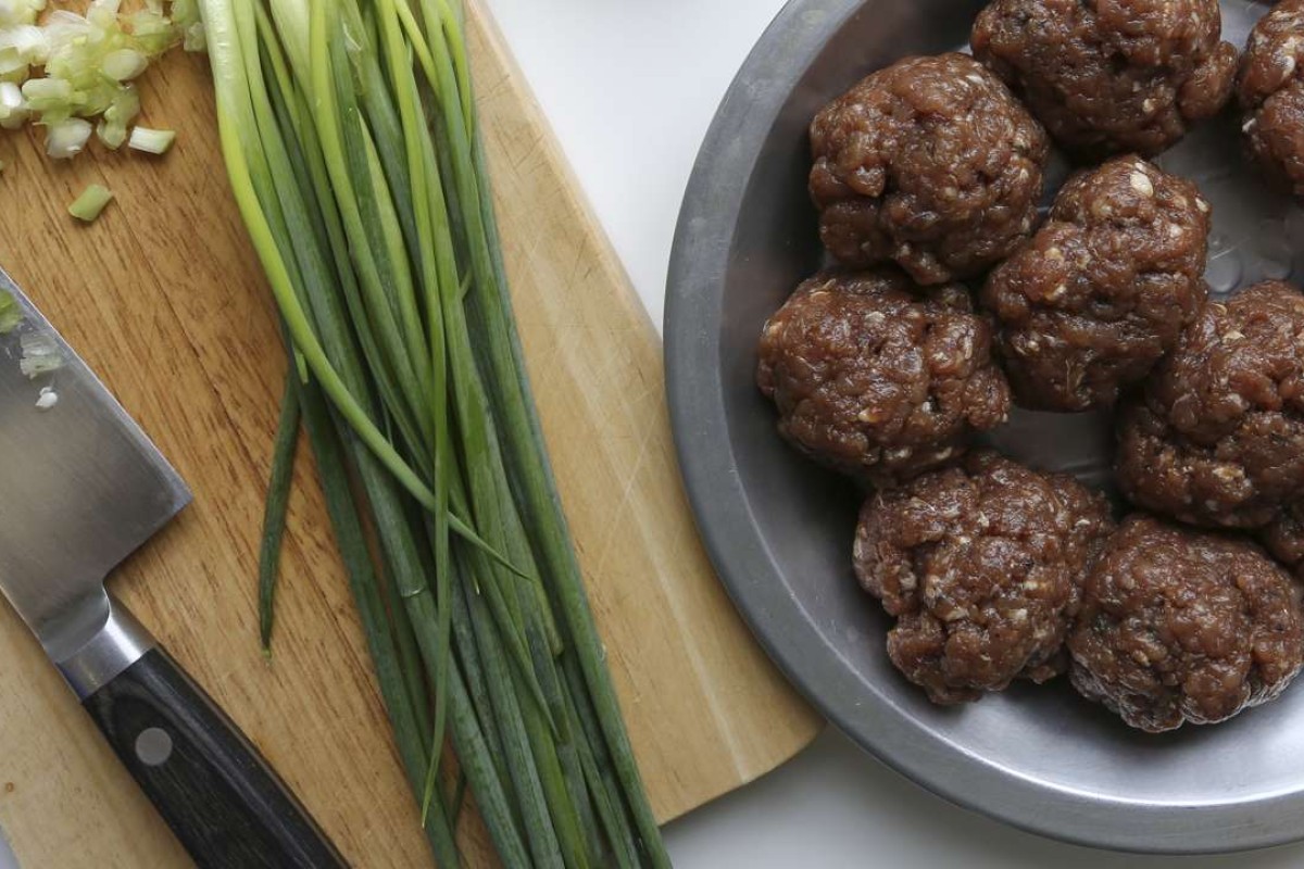 Susan Jung’s recipe for Taiwanese pepper buns, or hujiaobing | South ...