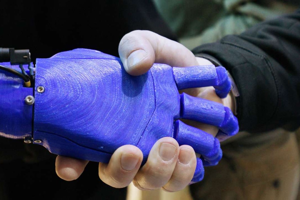 Why world needs robots for continued economic growth, as populations ...