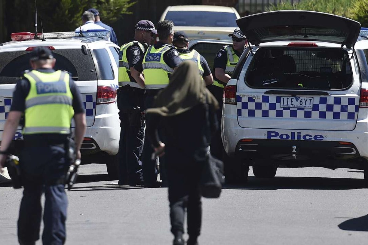 Australian police arrest seven over Paris-style plot to attack ...