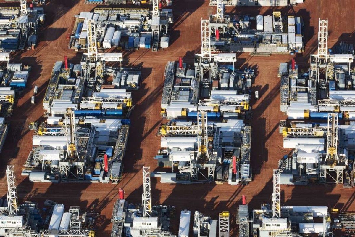 Oil industry equipment firm Shandong Molong shares plunge 14pc after ...