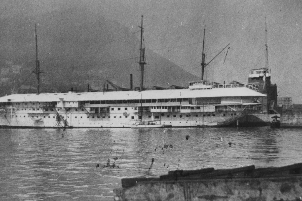 Harbour wreckage very likely Hong Kong’s most famous military ship, HMS ...
