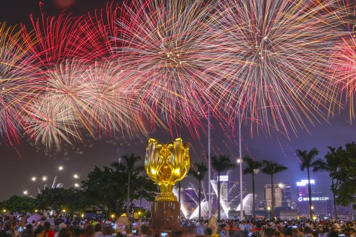Hong Kong’s Victoria Harbour lights up with largest and most expensive ...