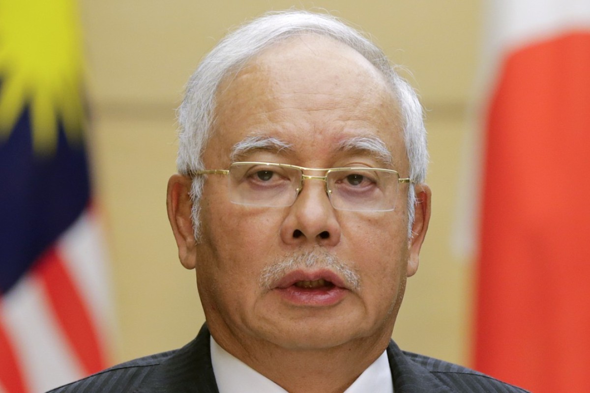 Malaysian Prime Minister Najib Razak promises hand-outs to palm oil ...