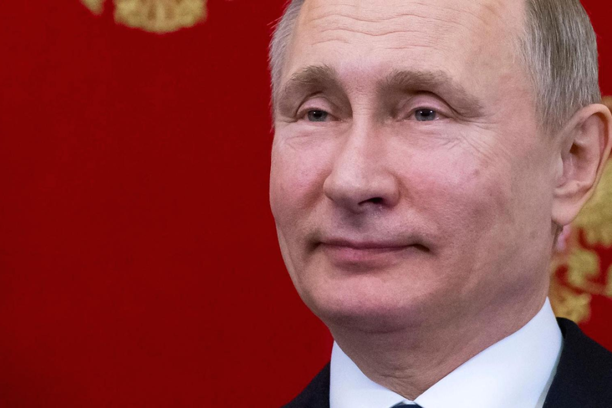 Is Vladimir Putin the richest person in world? This financier claims he ...