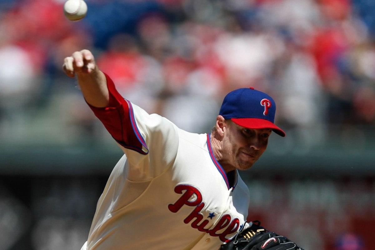 Tributes pour in after baseball legend Roy Halladay dies in plane crash ...