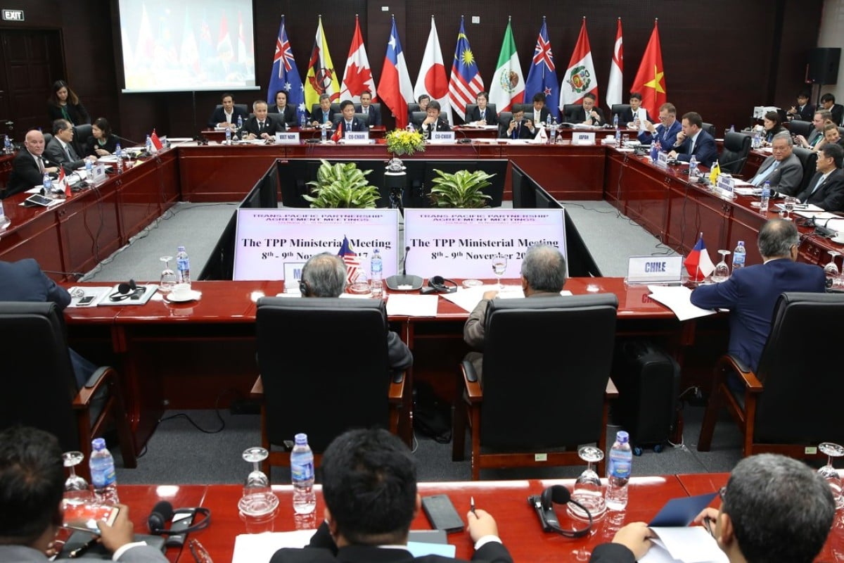 TPP trade deal talks reach critical point at Asia-Pacific summit ...