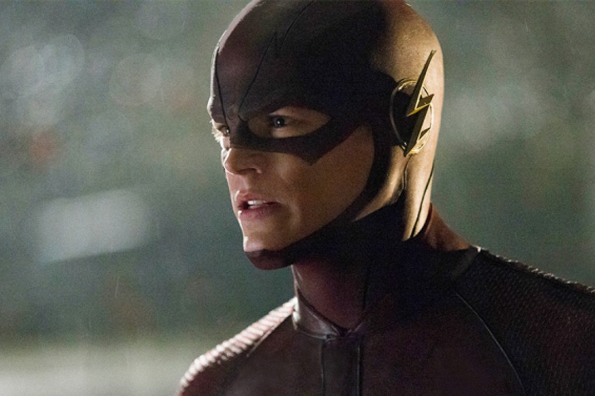 The Flash star Thomas Grant Gustin reportedly weds fiancée Andrea Thoma ...
