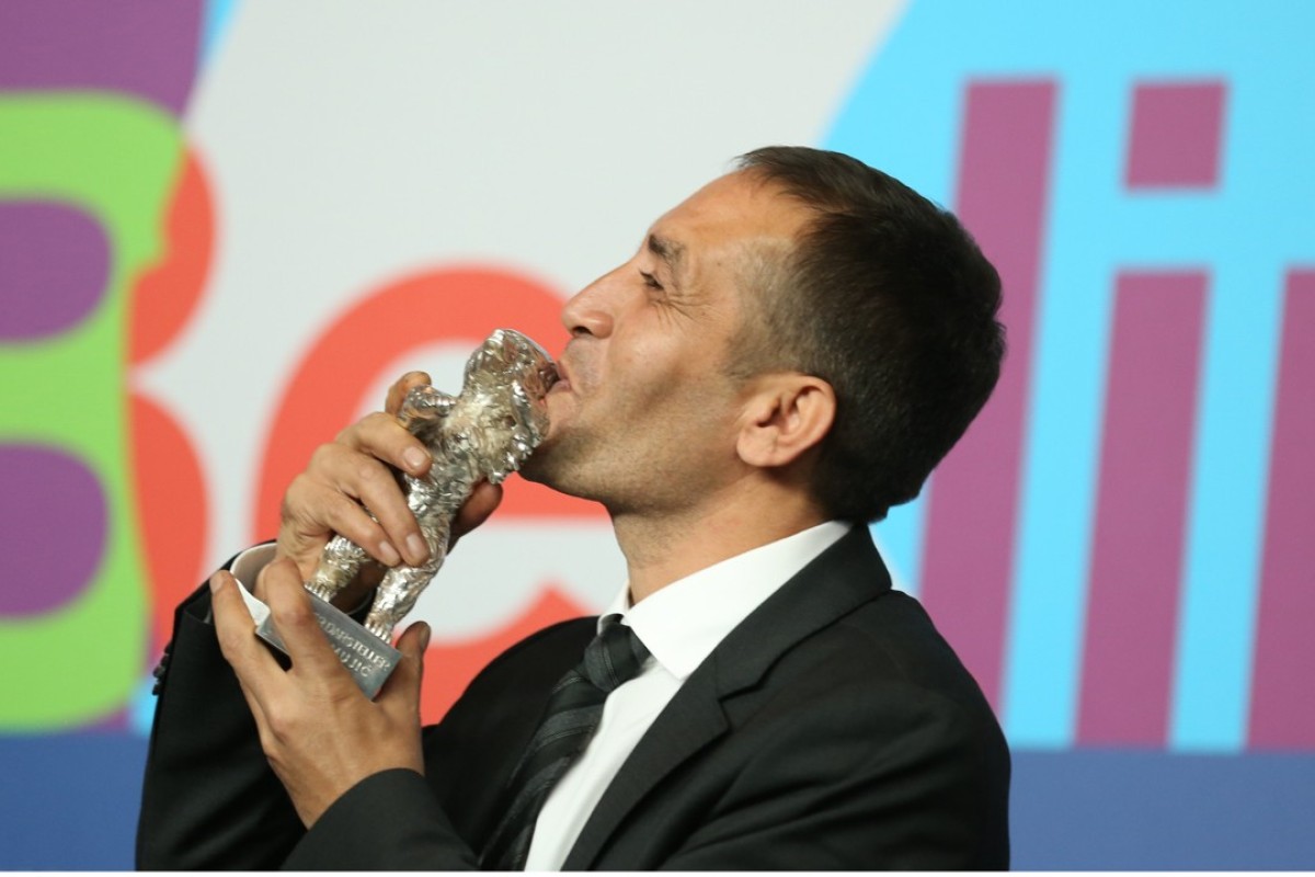 Award-winning actor Nazif Mujic dies penniless after selling trophy to ...