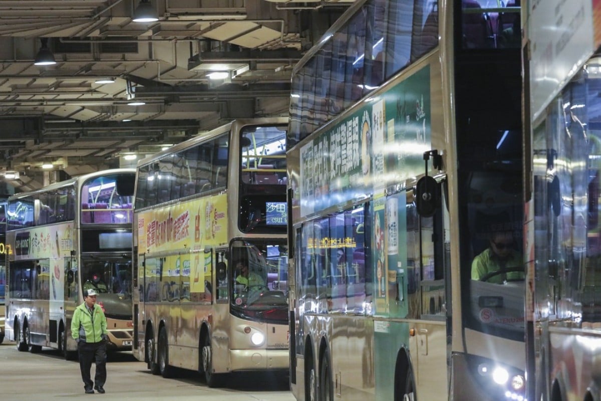 KMB drivers should settle differences with company through talks, Hong ...