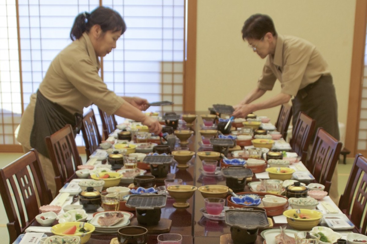 A walking tour of the Izu Peninsula, an hour from Tokyo by bullet train ...