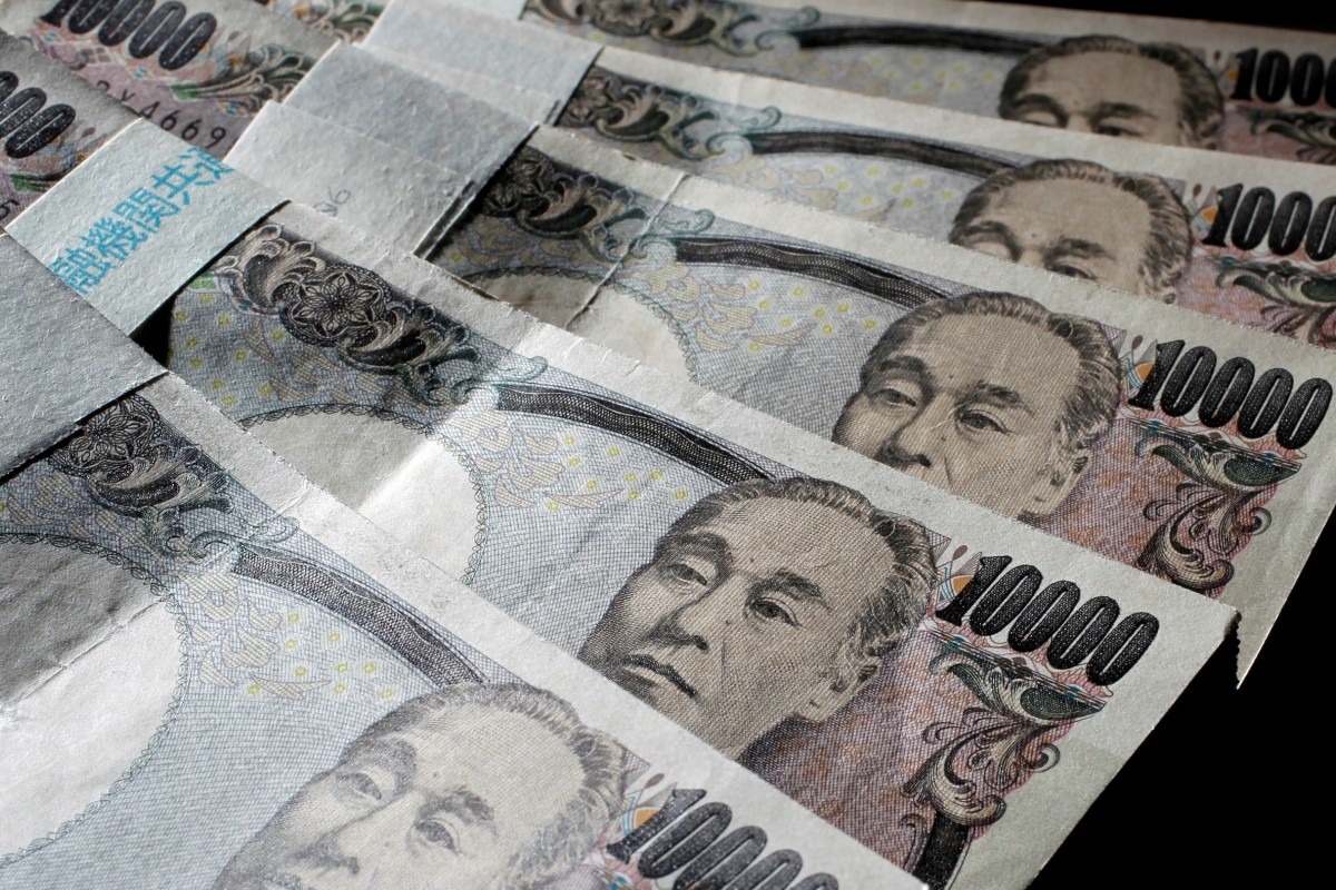 Chart of the day: Back to zero for Japan bonds | South China Morning Post