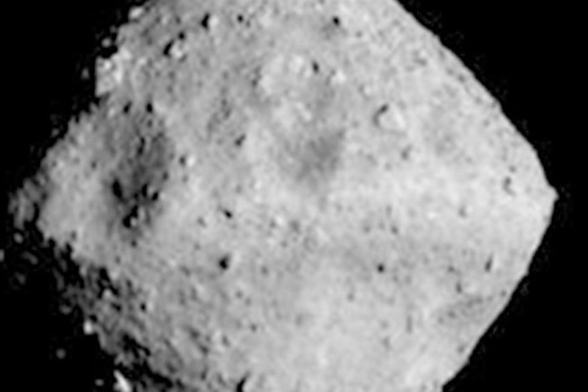Japan space explorer arrives at asteroid, 280 million km from Earth, to ...