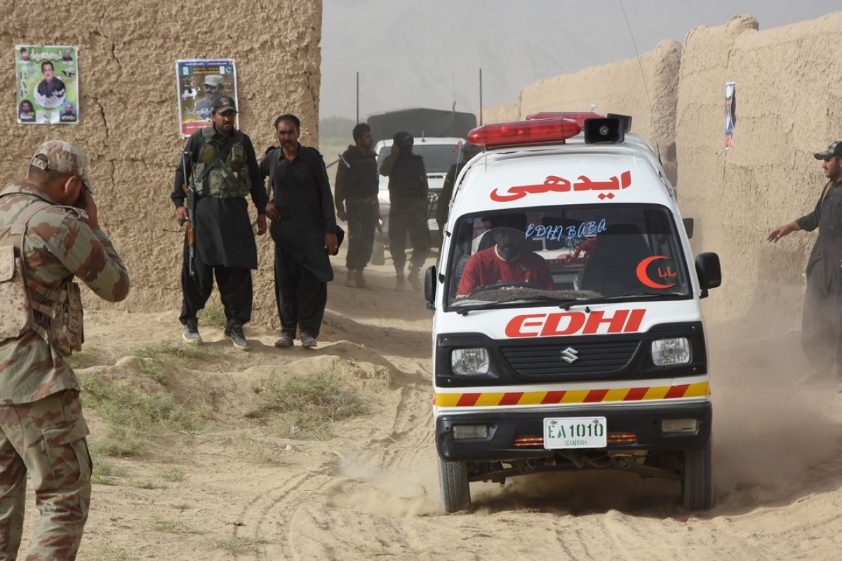 At least 132 killed in Pakistan bombings as former PM returns home to ...