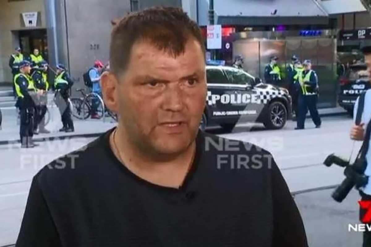 Australia’s ‘Trolleyman’ hailed for ramming knife-wielding street ...