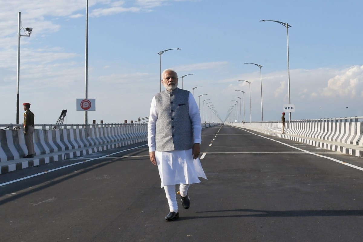 India opens battle-ready bridge usable by tanks and warplanes on border ...